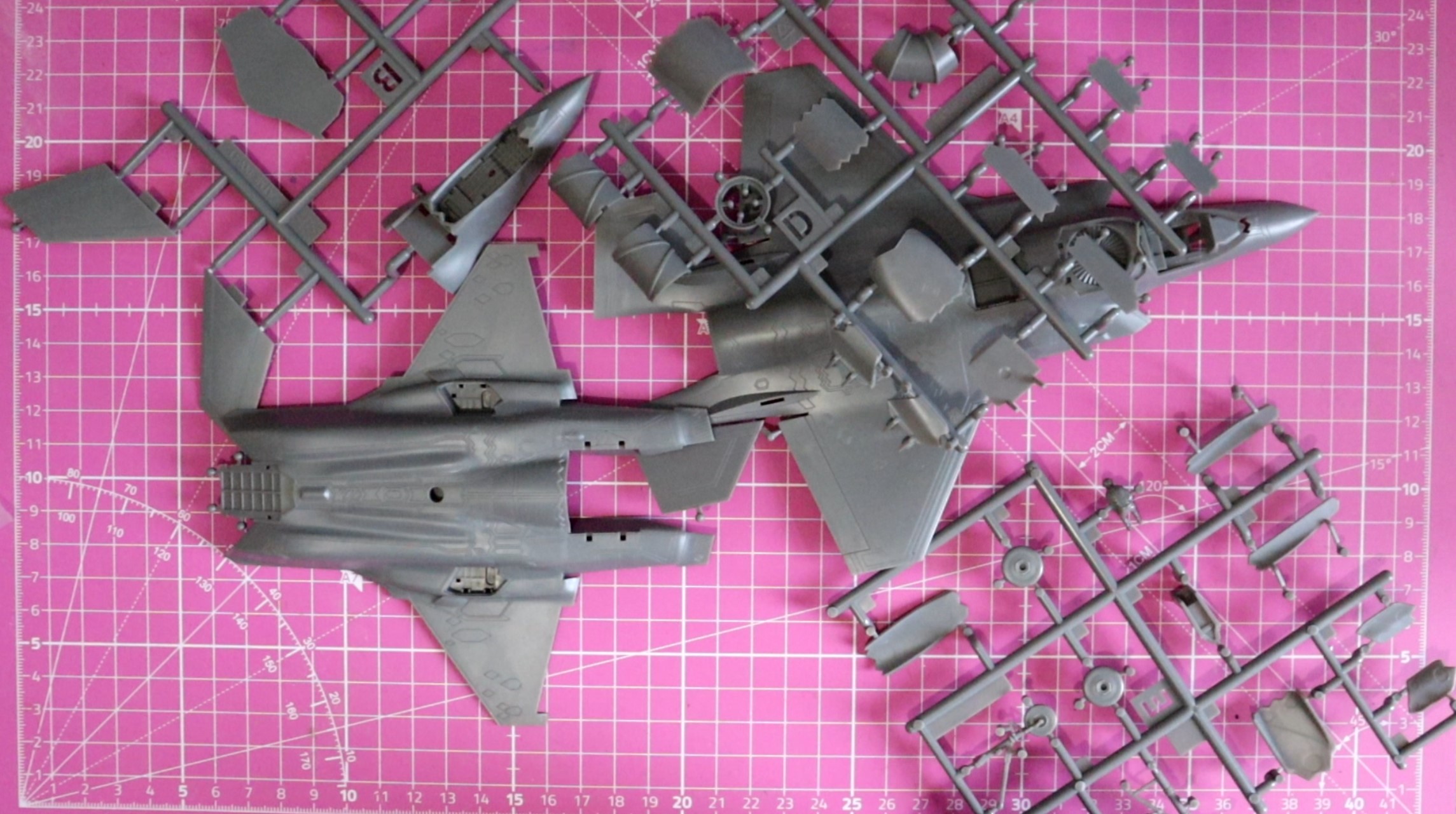 Airfix F-35B 1/72 Starter Set – Ms Modeller